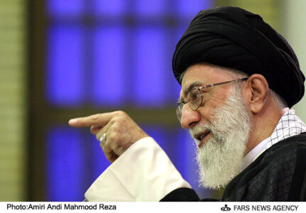 می اندیشم، پس هستم – کس نخارد پشت من – آزادی در پندار نیک، گفتار نیک ...